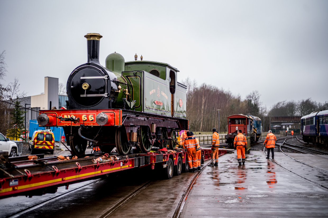 Historic vehicles steam into Shildon - The QT